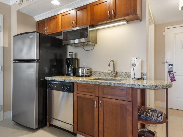 200 S Sycamore Street # 933