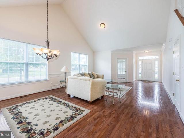 200 Smarty Jones Terrace
