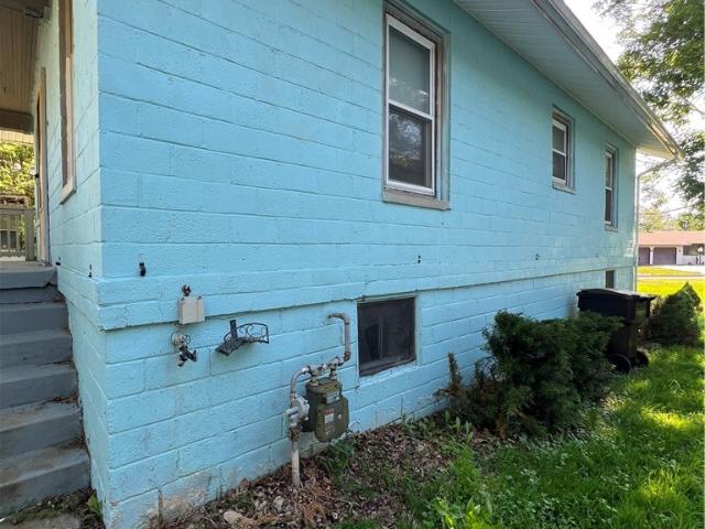 200 Smith Ave