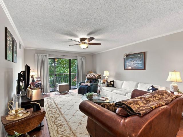200 Sanders Ferry Rd # 1303