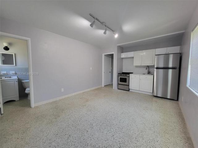 200 SE 3rd St, Unit 2, Dania Beach, FL 33004 | MLS #A11995 | Compass