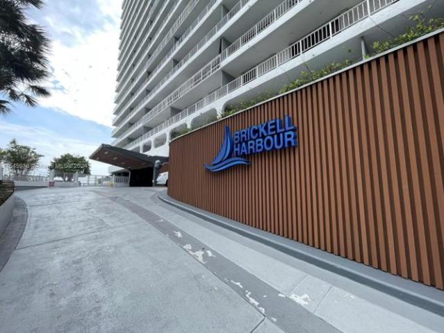 200 SE 15th Rd #4K, Miami, FL 33129