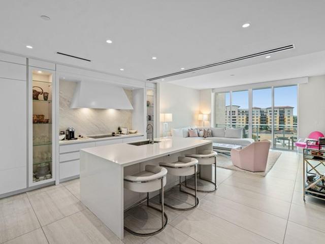 200 SE Mizner Blvd Unit 810, Boca Raton, FL 33432