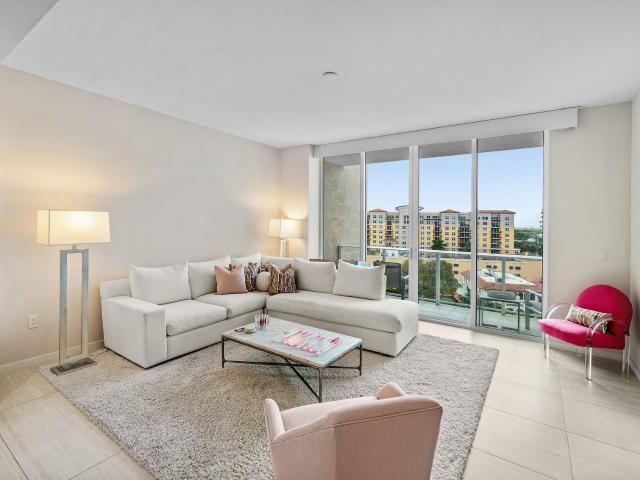 200 SE Mizner Boulevard, 810, Boca Raton, FL