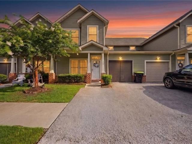 200 Seasons Cir Unit 704, Suffolk, VA 23434