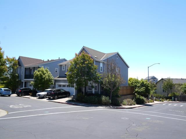 200 Seapoint Pl