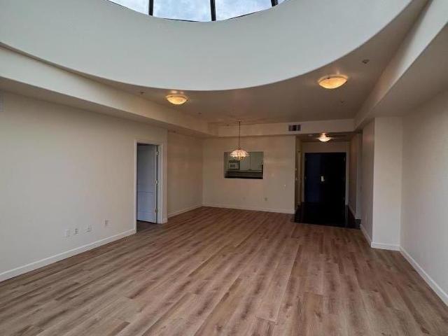 200 Sheridan Ave 408, Palo Alto, US, CA