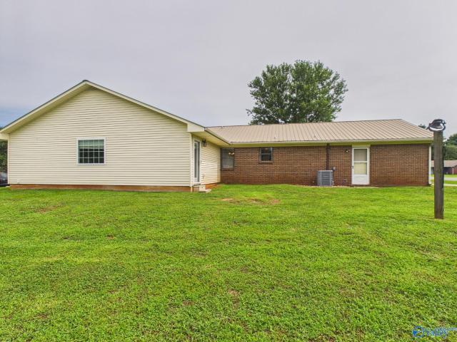 200 Silverwood Lane NE