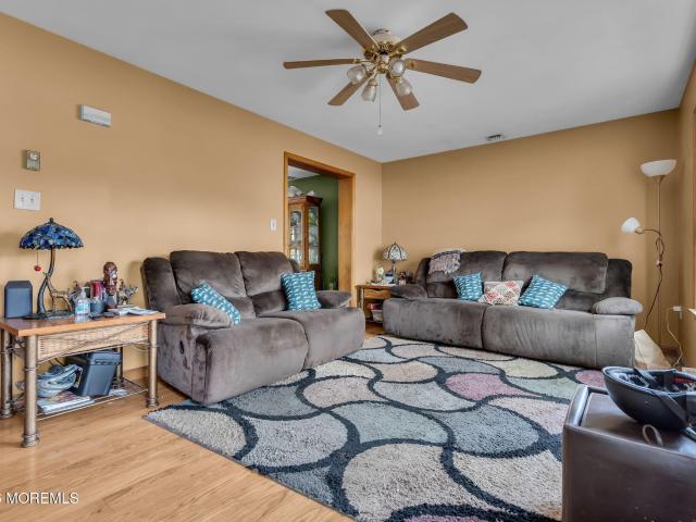 200 Spray Road