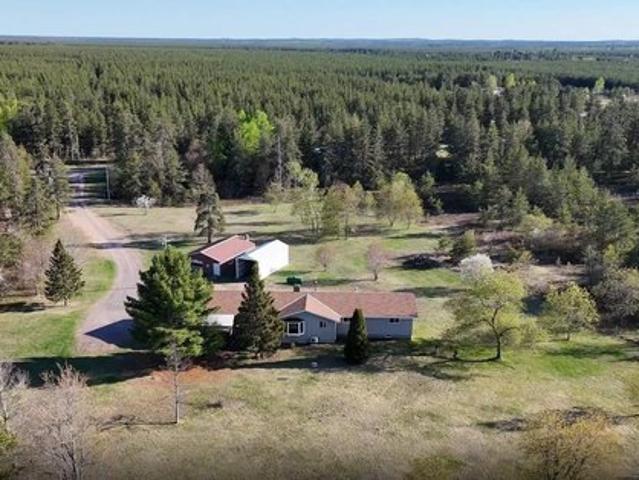 200 Station Rd, Gwinn, MI 49841