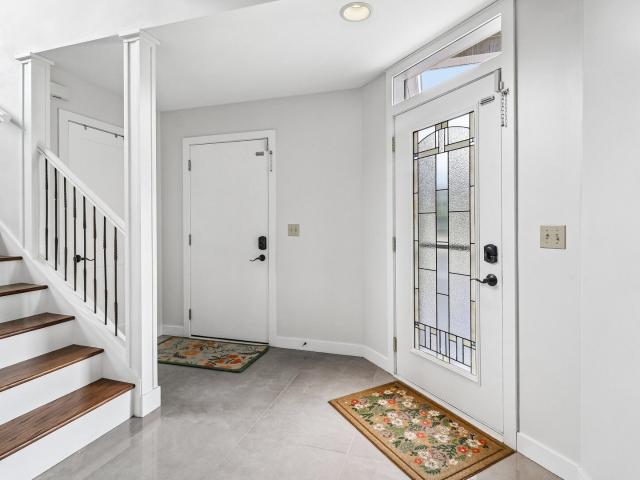 200 Sunset Court
