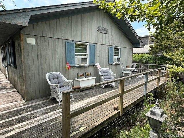 200 Surf Walk, Cherry Grove, NY 11782