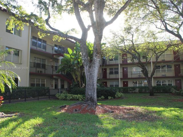 200 SW 132nd Way, Unit 104L, Pembroke Pines, FL 33027 | MLS #A11932