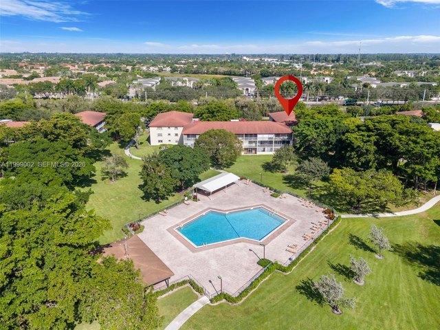 200 SW 132nd Way Unit 211L, Pembroke Pines, FL 33027
