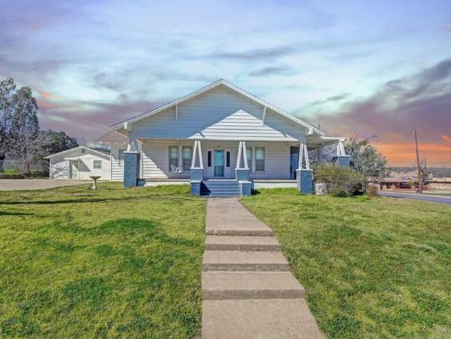 200 SW 6th Ave, Mineral Wells, TX 76067