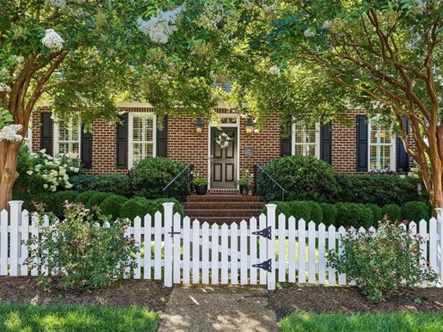 200 Portstewart, Williamsburg, VA 23188