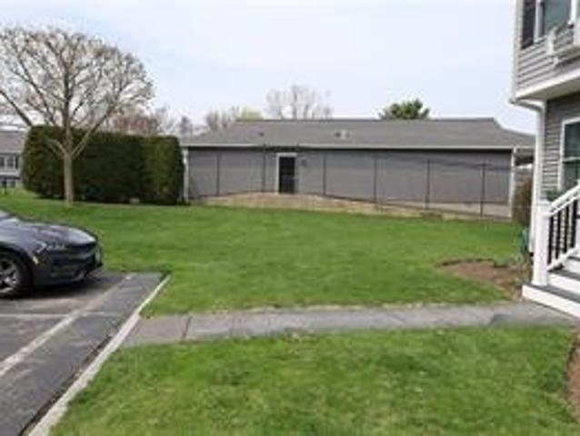 200 Post Road 302