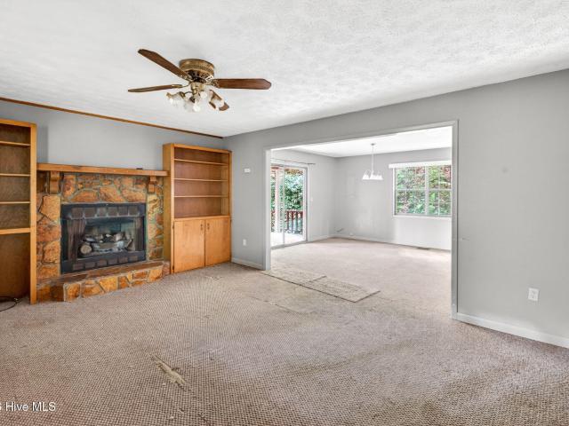 200 Pine Lane