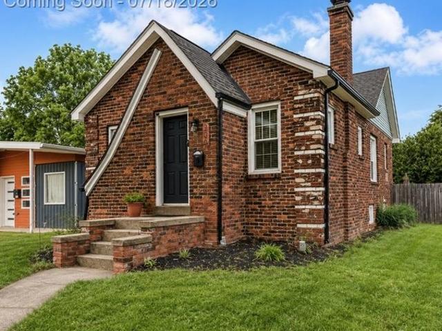 200 Pinecrest Dr, Ferndale, MI 48220