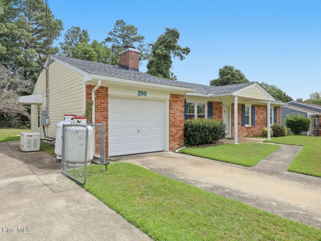 200 Royal Drive