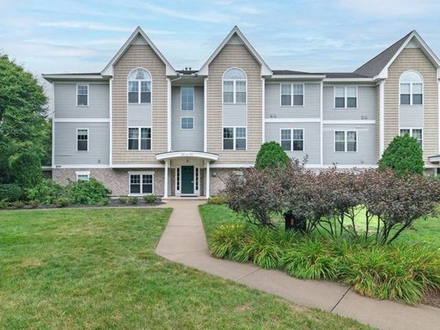 200 Roger Williams Ave Unit 205, East Providence, RI 02916