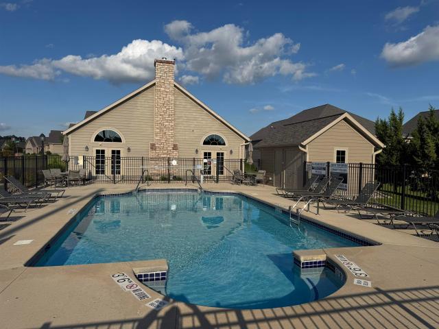 200 raccoon berry way