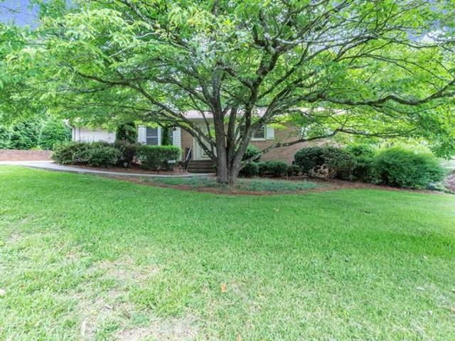 200 Rampey St, Easley, SC 29640