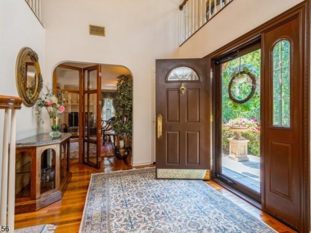 200 Raritan Ln