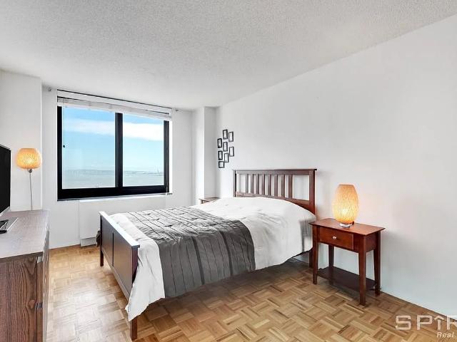 200 Rector Place 24 G