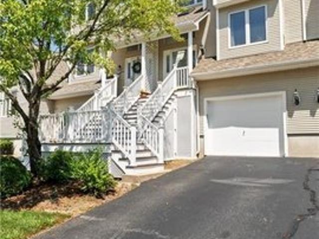 200 River Farms Dr Unit 200, West Warwick, RI 02893