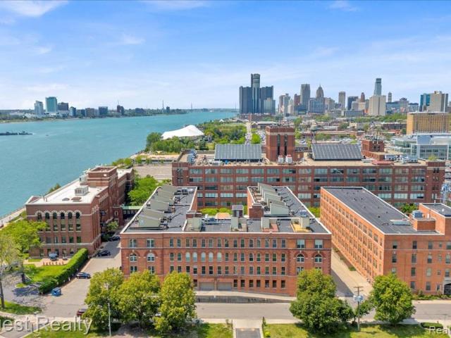 200 river place drive # 11