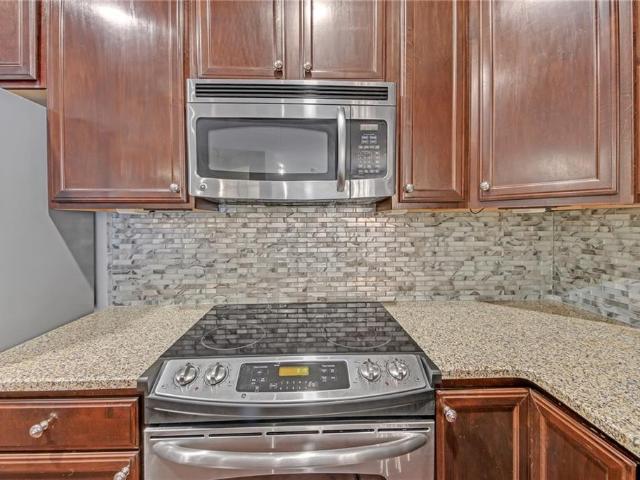 200 River Vista Drive 718