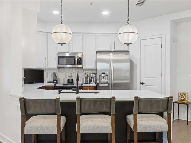 200 River Vista Drive 727