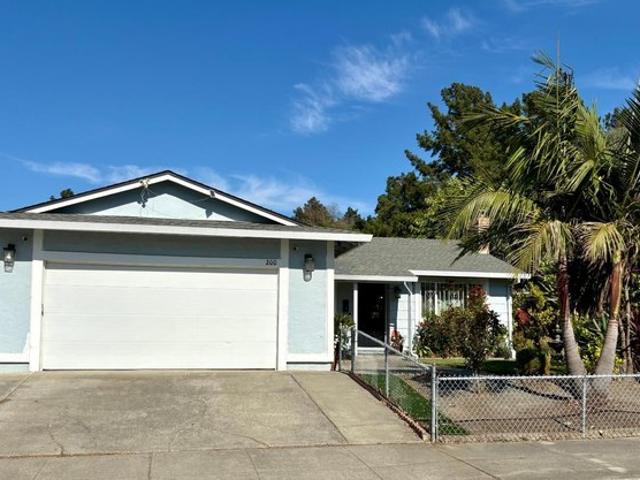 200 Richardson Dr, Vallejo, CA 94589