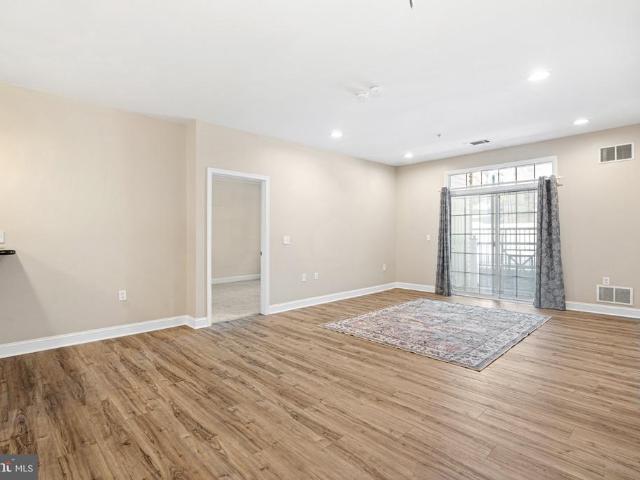 200 W Elm Street # 1106