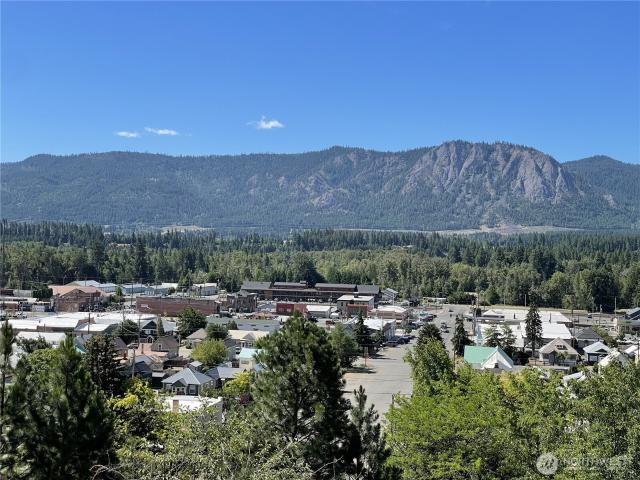 200 W Fourth Street