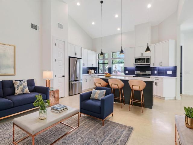 200 W Goforth Rd # 1