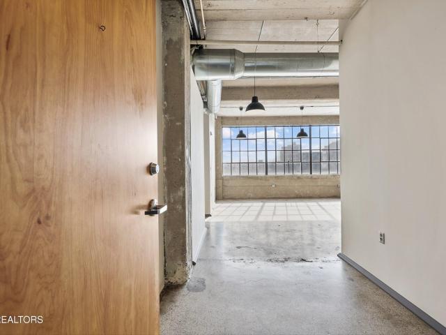200 W Jackson Ave 506