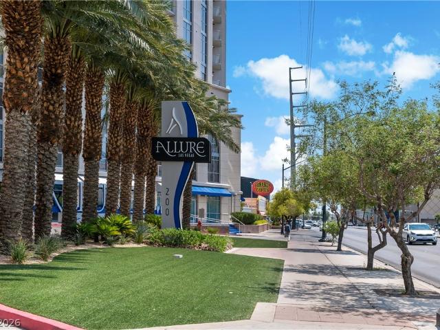 200 W Sahara Avenue 2506