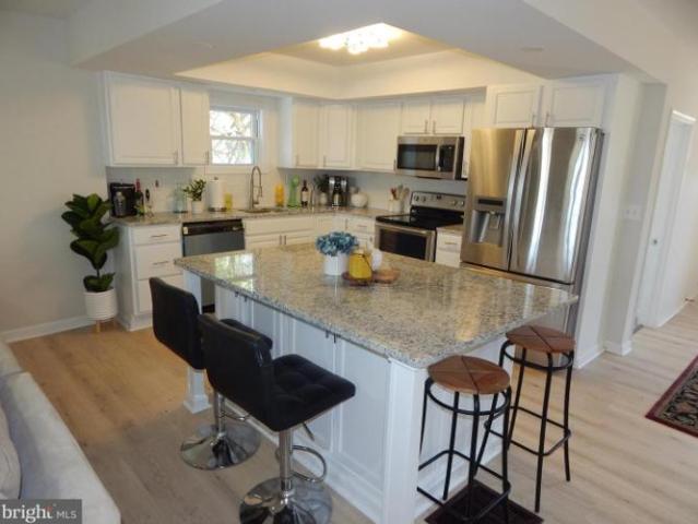200 Wagners Ln, Essex, MD 21221