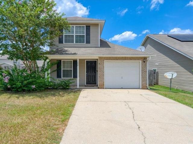 200 Wainwright Dr, Crestview, FL 32539
