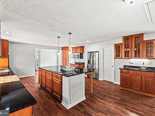 200 Weise Dr, Louisa, VA 23093