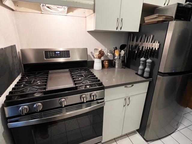 200 West 54th Street, Unit 6L | Compass