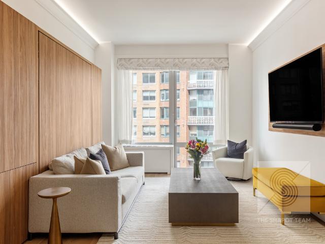 200 West 72nd Street, New York, NY