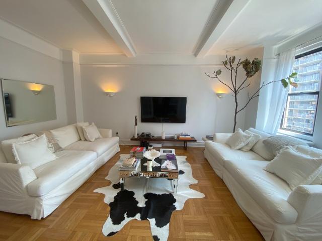 200 West 90th Street, New York, NY
