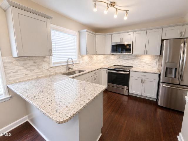 200 Westbrook Drive