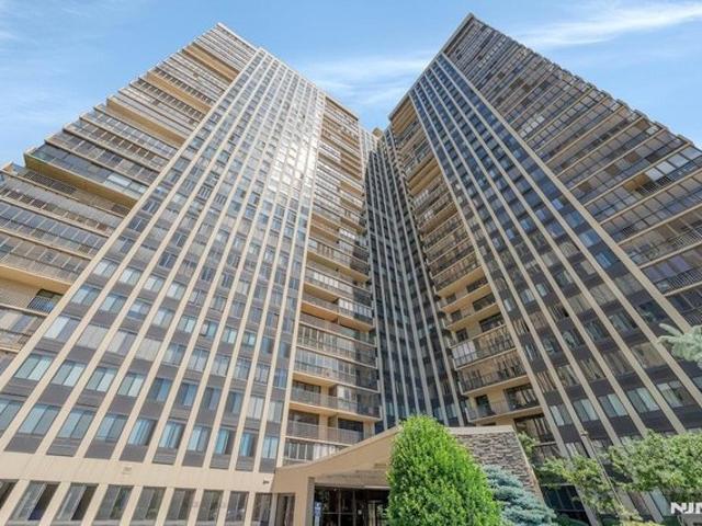 200 Winston Dr Apt 106, Cliffside Park, NJ 07010