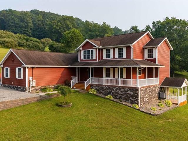 200 Tony Rundle Rd, Grafton, WV 26354
