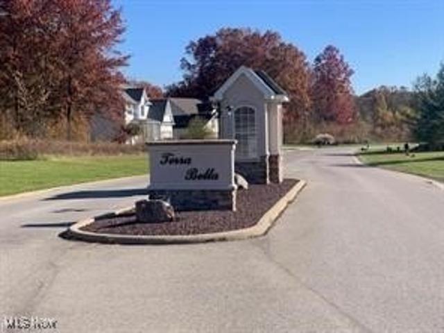 200 Terra Bella Dr Unit 1, Youngstown, OH 44505