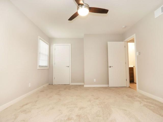 200 The Ascent1555 1 Bedroom Apartment for Rent at 1555 Eastland Pkwy, Lexington, KY 40505 Eastland Parkway